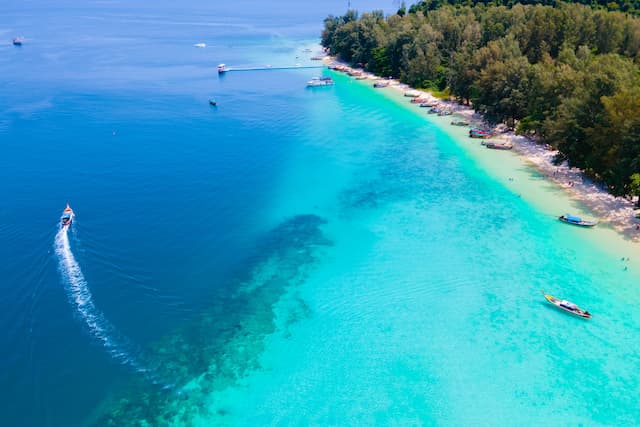 Satun Pakbara SpeedBoat Club Service now provides you with Speed Boat ...